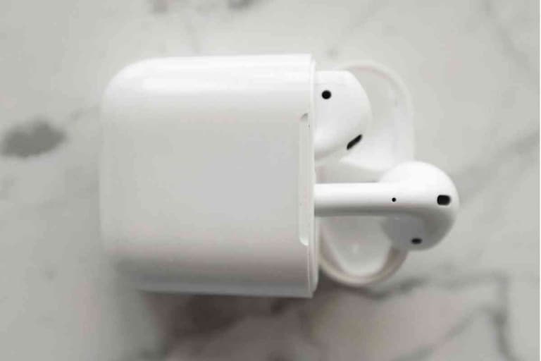 AirPods Case Not Charging 11 Troubleshooting Steps The Gadget Buyer airpods-case-not-charging-11-troubleshooting-steps-the-gadget-buyer