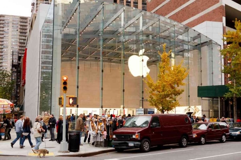 Is It Better To Pre-Order The IPhone? Pros, Cons, And Tips - The Gadget ...