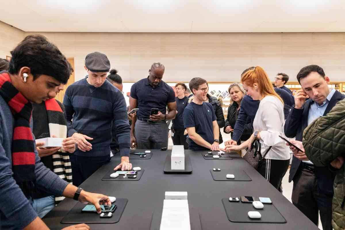 When Is The Best Time To Buy An IPhone Tips To Save Cash The Gadget