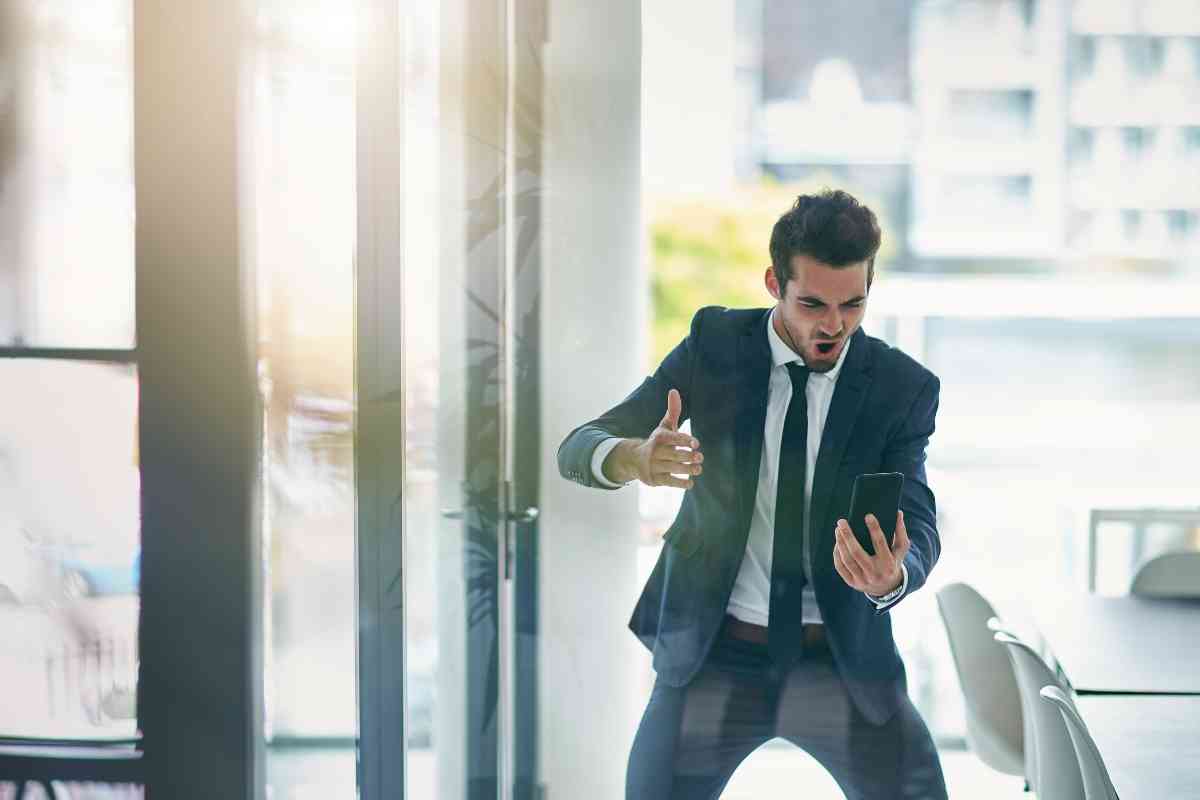 How Do Phone Upgrades Work? The Ultimate Guide - The Gadget Buyer ...