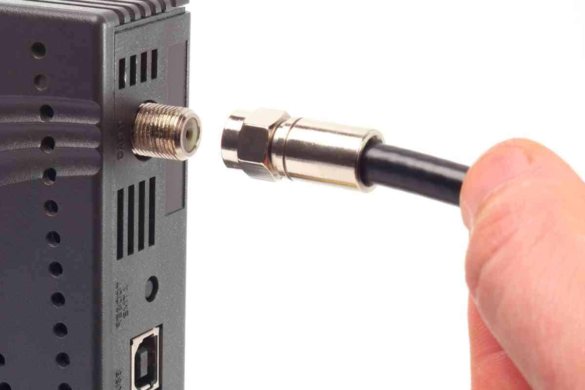 Do You Need A Coax Cable For Spectrum Internet? - The Gadget Buyer ...