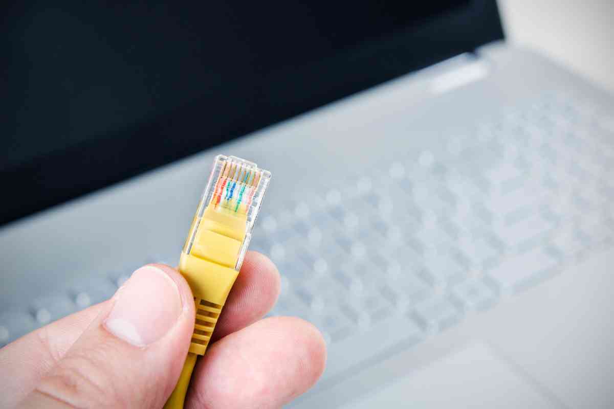 How To Connect Ethernet Cable To A Laptop Without An Ethernet Port: A ...